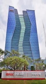 BNK금융지주, DJSI 아시아퍼시픽 지수 2년 연속 편입 | 연합뉴스