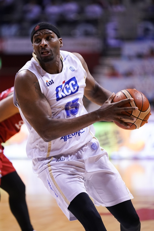 브라운 25점 18리바운드…KCC, 6강 PO 2승1패 리드(종합) | 연합뉴스