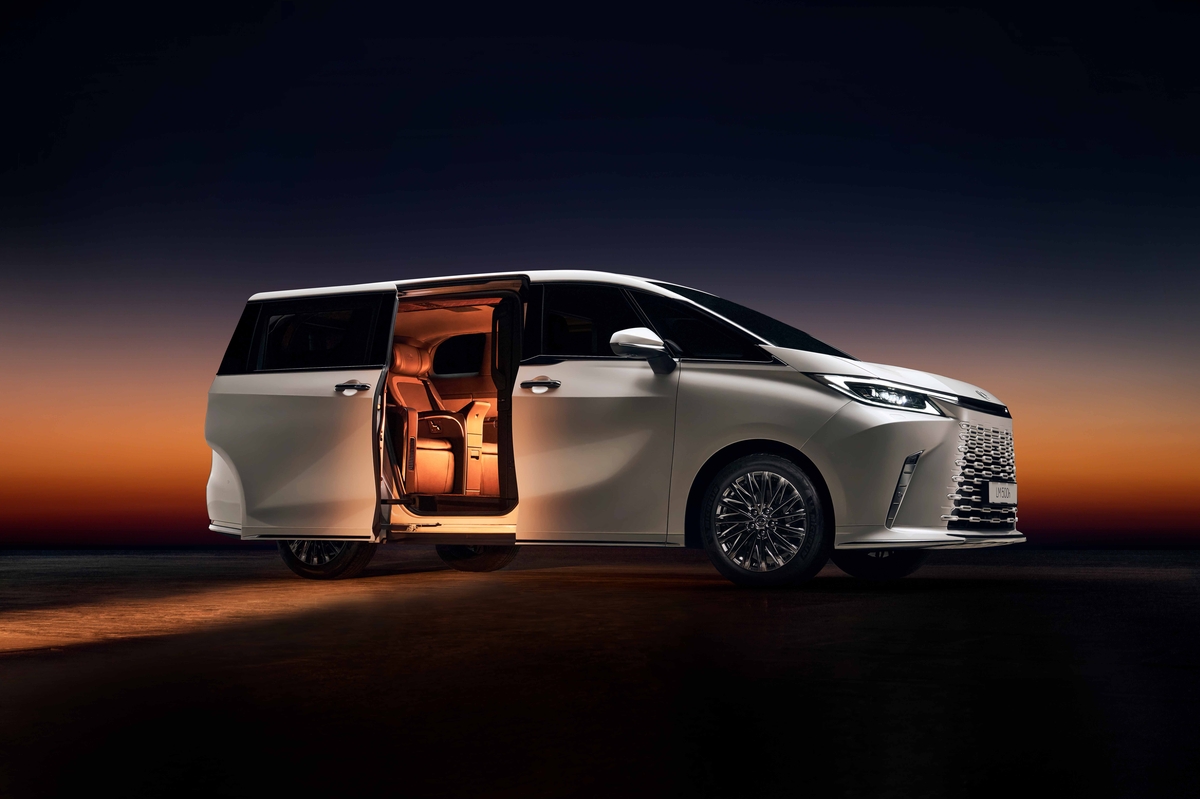 '움직이는 나만의 공간' 렉서스 LM500h…"월 70대이상 판매예상" | 연합뉴스