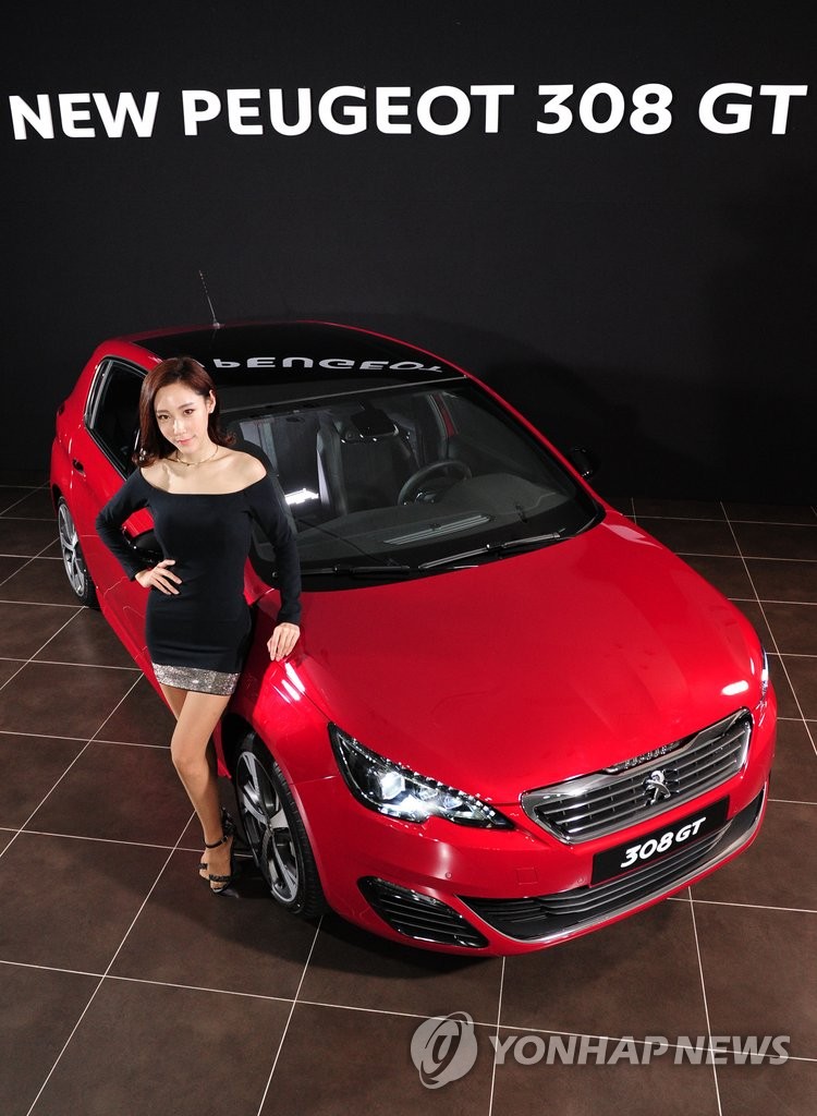 Peugeot's new hatchback debuts in S. Korea | Yonhap News Agency
