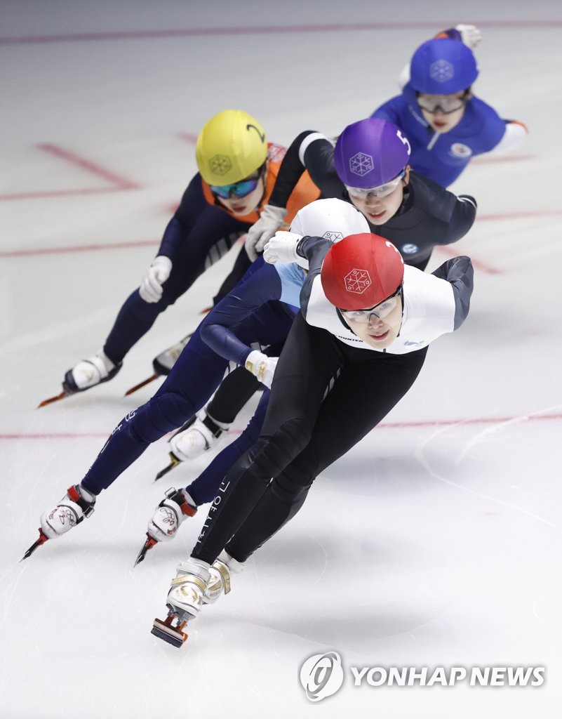 김아랑 '나를 따르라' | 연합뉴스