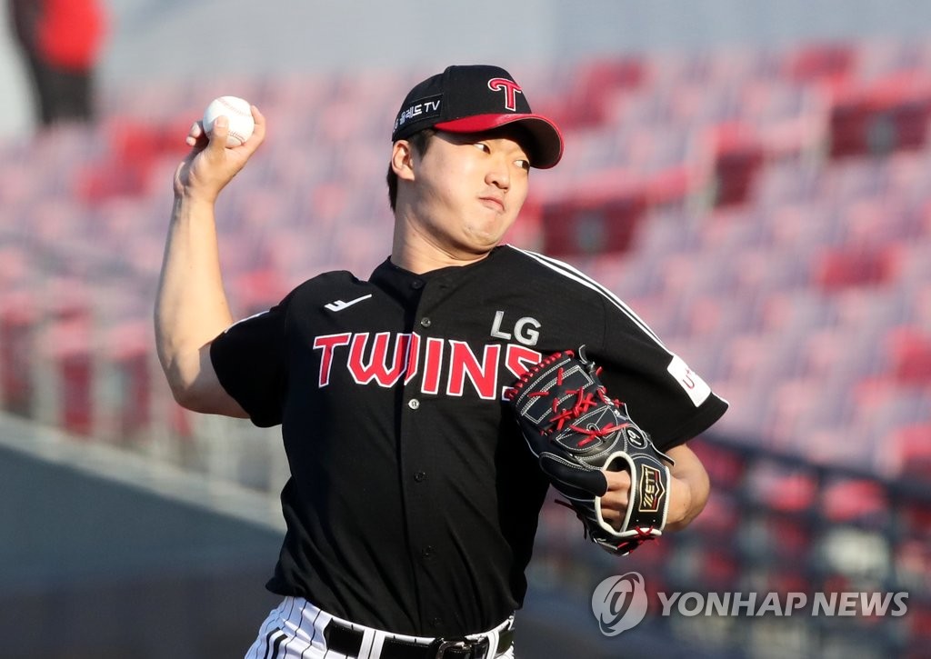 Baseball: LG Twins vs. Kia Tigers | Yonhap News Agency