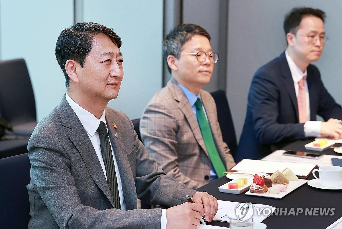 안덕근 장관, RE100 캠페인 대표 면담 | 연합뉴스