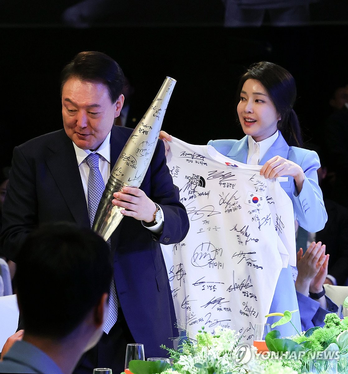 Yoon Meets Olympic Squad Yonhap News Agency