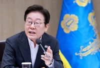  李대통령, 이춘석 주식의혹에 "엄중 인식…엄정히 수사하라"